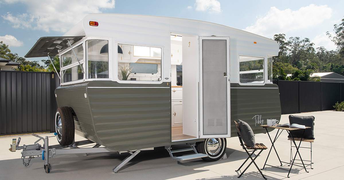 Step Inside the Ultimate Retro Caravan Renovation | Endeavour Lotteries
